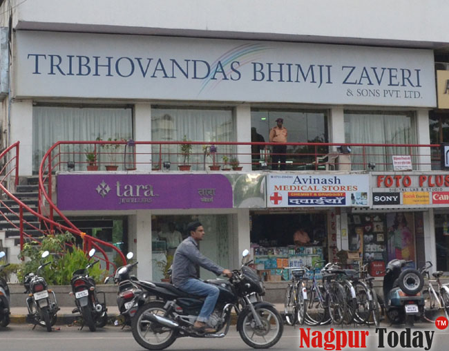 TBZ Jewellers, Poonam Chamber, booked for betrayal, cheating - Nagpur ...