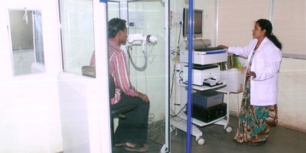 NKPSIMS acquires DLCO machine at Digdoh Hospital - Nagpur Today ...