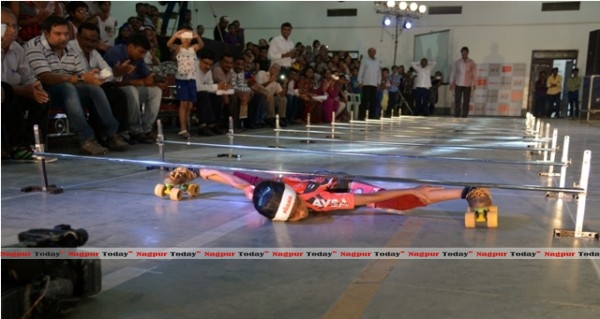 Limbo Skating : Nagpur Today : Nagpur News