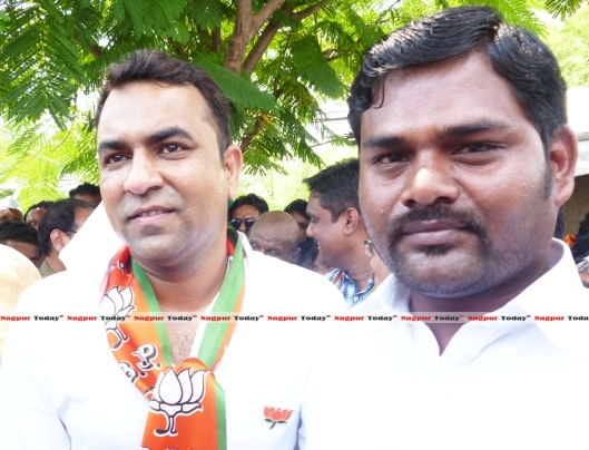 BJP’s Sameer Meghe, Ashish Deshmukh file nomination papers for Hingna ...