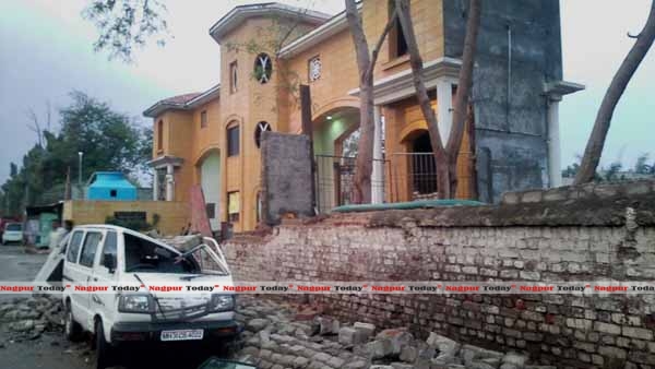 After effect: The horror of destruction with collapsed hoardings ...