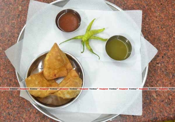 Tempting 5 Samosa spots in Nagpur Nagpur Today : Nagpur News