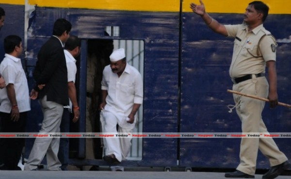 Gangster-turned politician Arun Gawli granted parole again - Nagpur ...