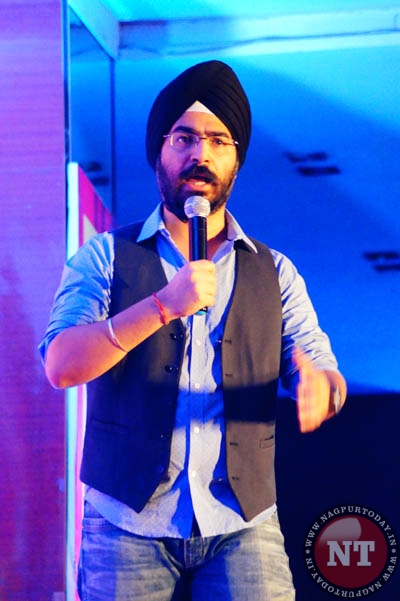 Two young comedians kept the audience laughing their hearts out ...