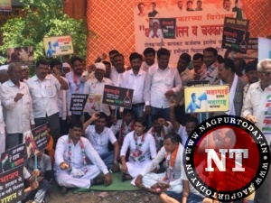 Farmers' Stir : Cong-BJP clash at CM's adopted village Fetri Nagpur Today : Nagpur News