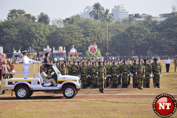 69th Republic Day: Maha Governor unfurls national flag at State ...