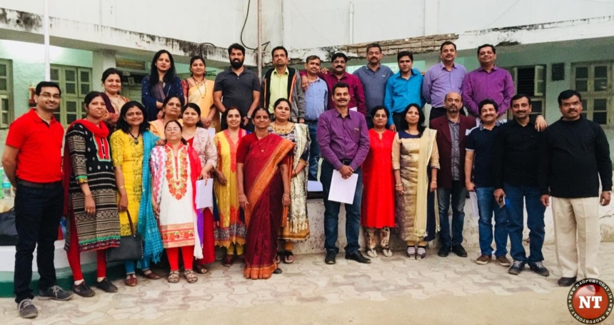 10th C -1990 Batch of Somalwar High School, Khamla celebrated its ...