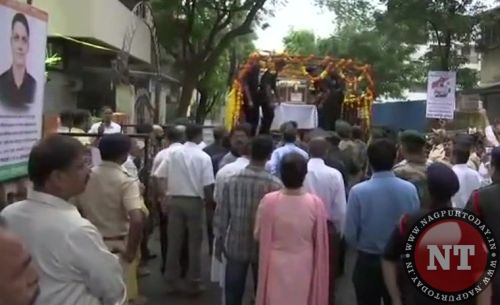 Video: Home they brought her warrior dead Video: Home they brought her warrior dead