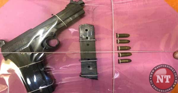 Jaripatka cops nab 2 goons, seize a pistol, five bullets Jaripatka cops nab 2 goons, seize a pistol, five bullets