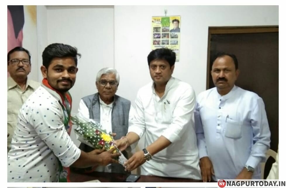 Congress is sinking ship whose captain already deserted it: Ex-MP CM ...