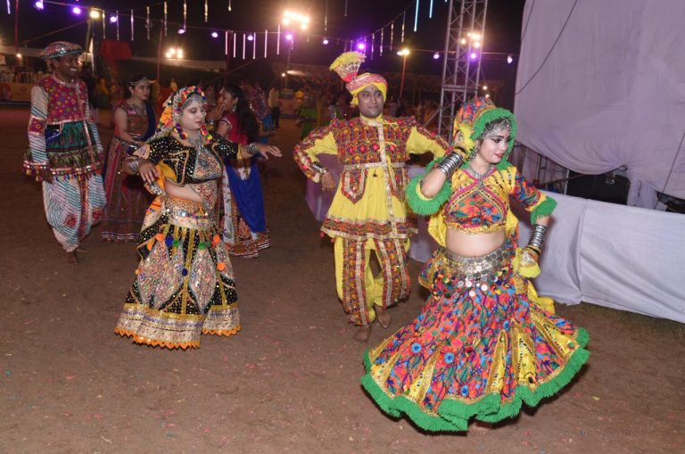 Jalsa 2019 Day-5 sparkles with Theme Yellow Nagpur Today : Nagpur News