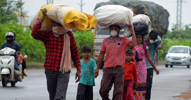 मजदूरों को वापस काम पर बुलाने के लिए फ्लाइट टिकट, खाना और फ्री रहने को ...