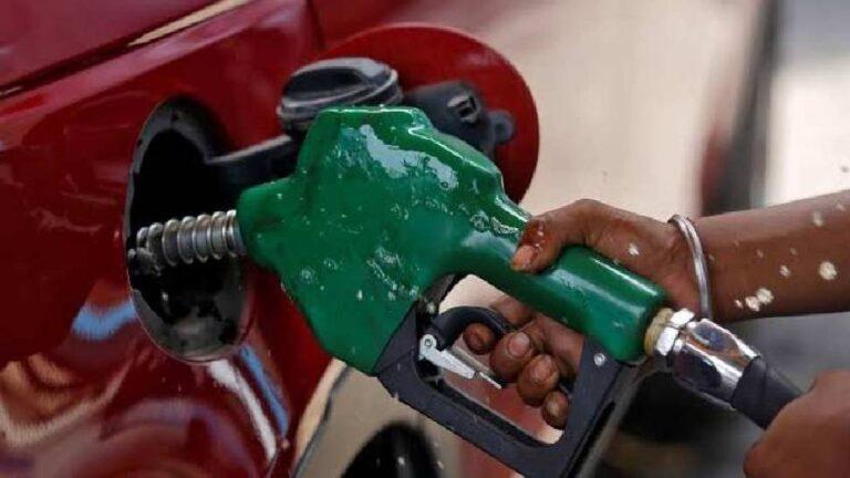 Guessing hazard: Petrol at Rs 48-55 if India buys Russian crude oil at ...
