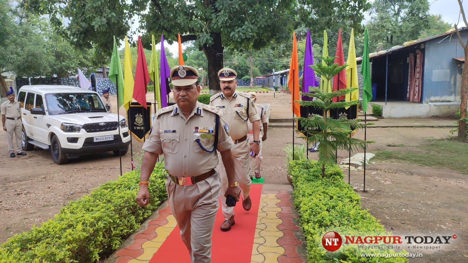 DIG CRPF Gandhinagar range JN Kohli's three day tour of 37 Bn CRPF camp Aheri Pranhita concludes