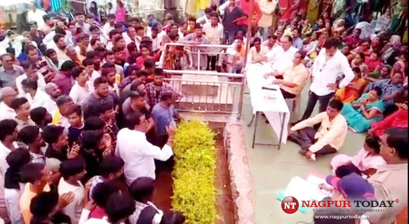 Video गोंदिया: ग्राम पंचायत की बैठक में हुआ हंगामा ,मारपीट का वीडियो वायरल