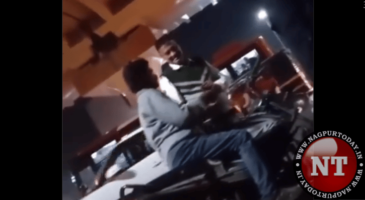 Viral Video: Nagpur traffic cop caught on camera taking ‘money’ from ...