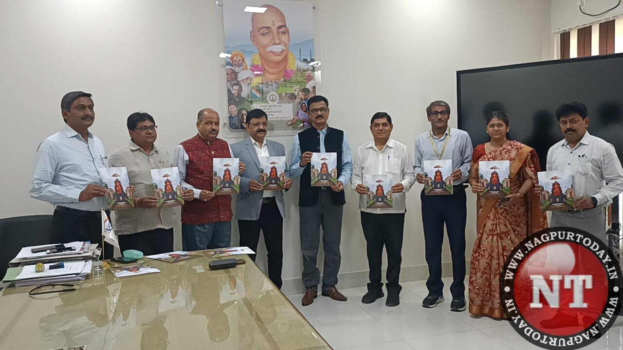 छत्रपती शिवाजी महाराज यांचा जगातील सर्वात मोठा सिंहासनारूढ पुतळा उभारणार