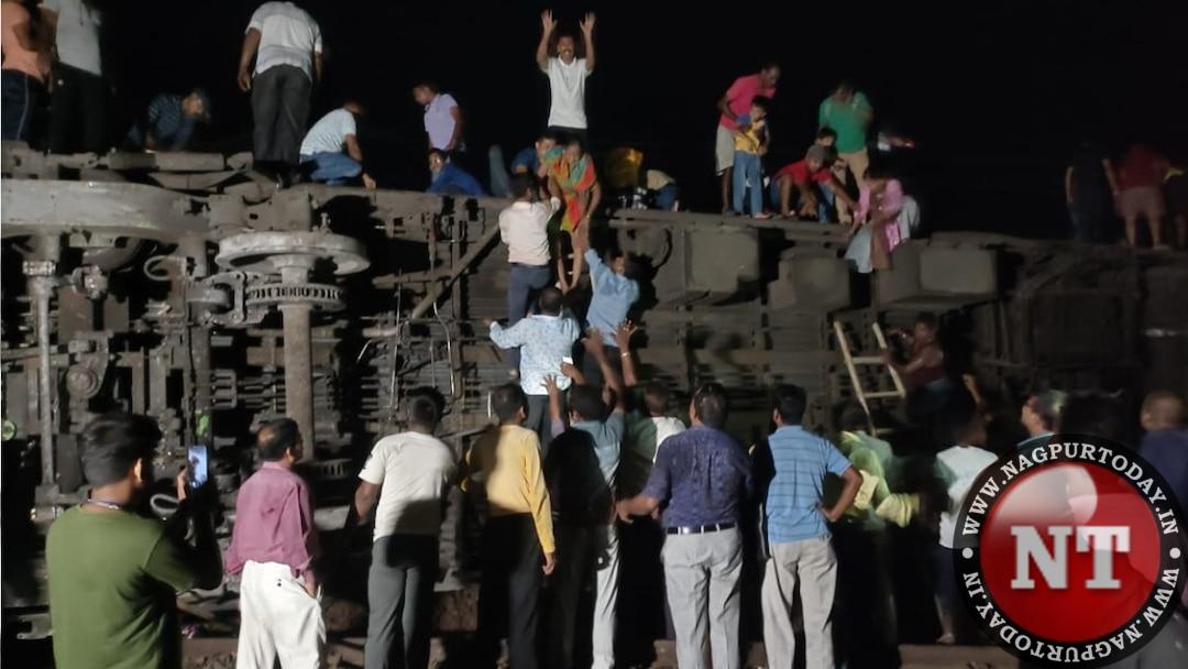 237 passengers killed, 900 injured in Odisha triple train crash