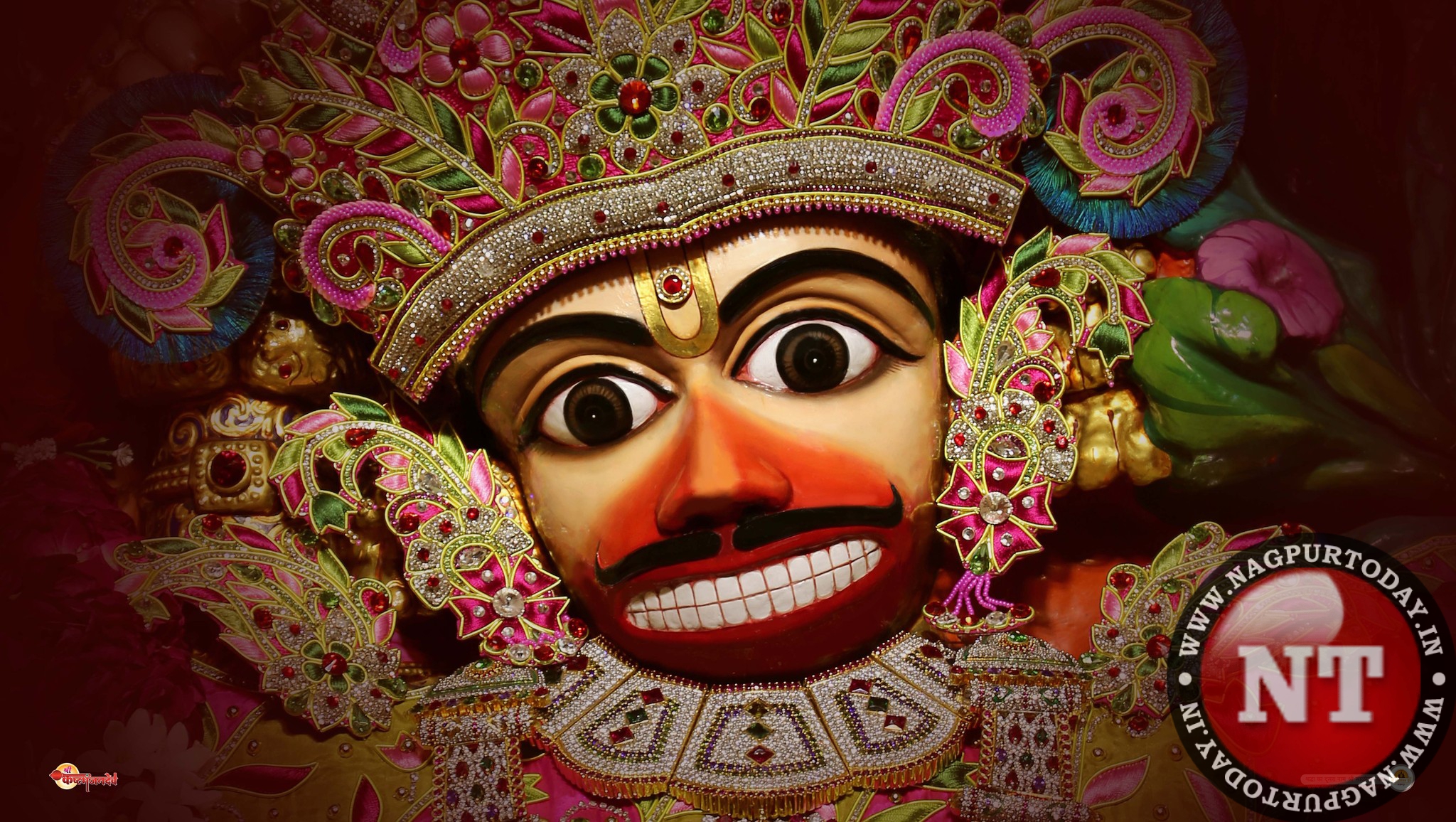 Video: Mass recitation of Hanuman Chalisa at Shri Sankat Mochan Hanuman ...