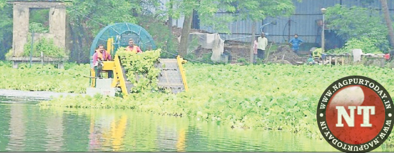 NMC gets ‘Jal Dost’ to get rid of weeds from Ambazari Lake