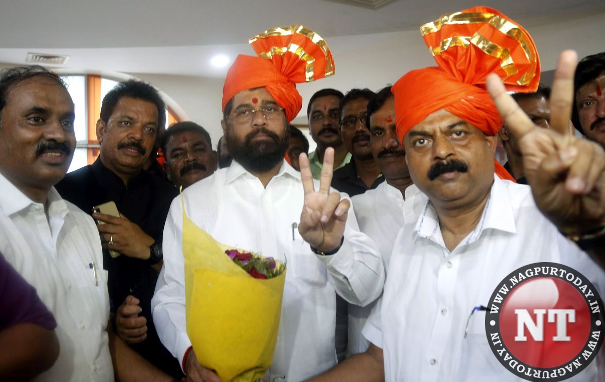 Shiv Sena pleas: SC gives Maha speaker time till Jan 10