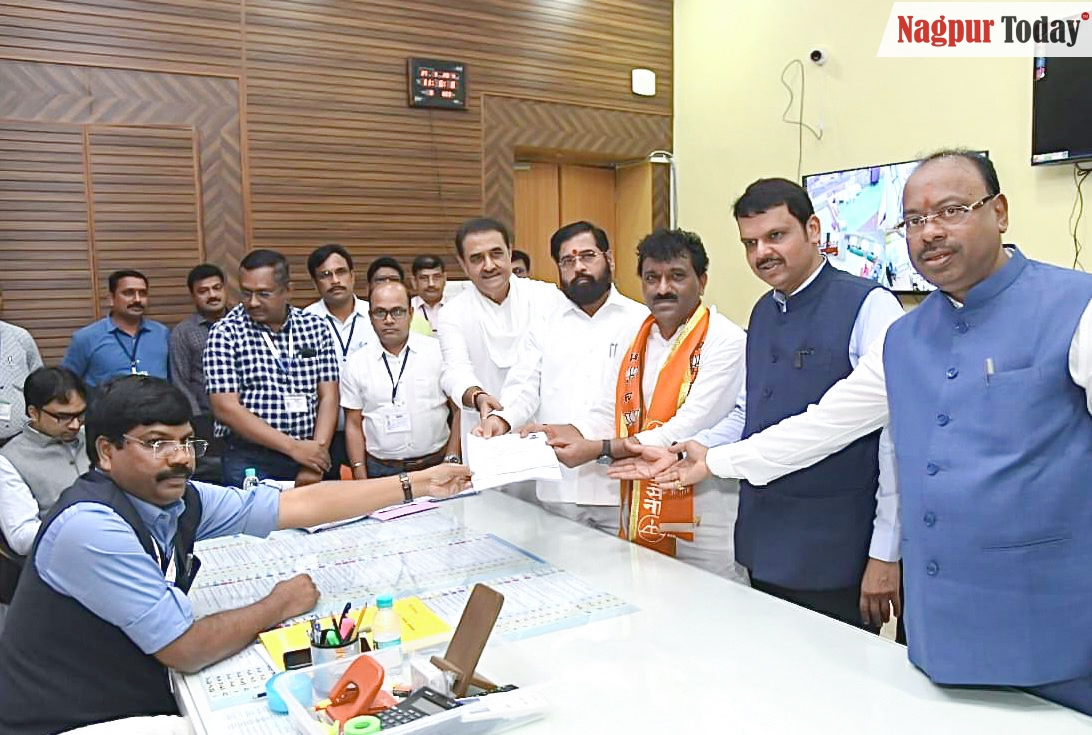Cong’s Rashmi Barve, Mahayuti’s Raju Parve file papers for Ramtek LS seat