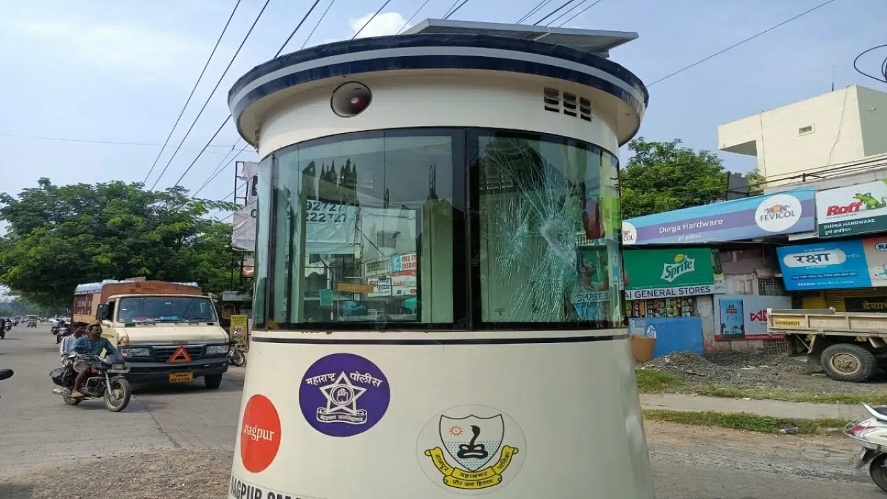 Taxpayers’ money down the drain: Unused smart traffic booths in Nagpur ...
