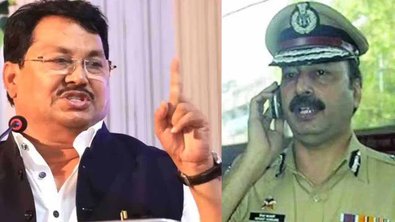 Wadettiwar booked by Nagpur police for his remark on Hemant Karkare