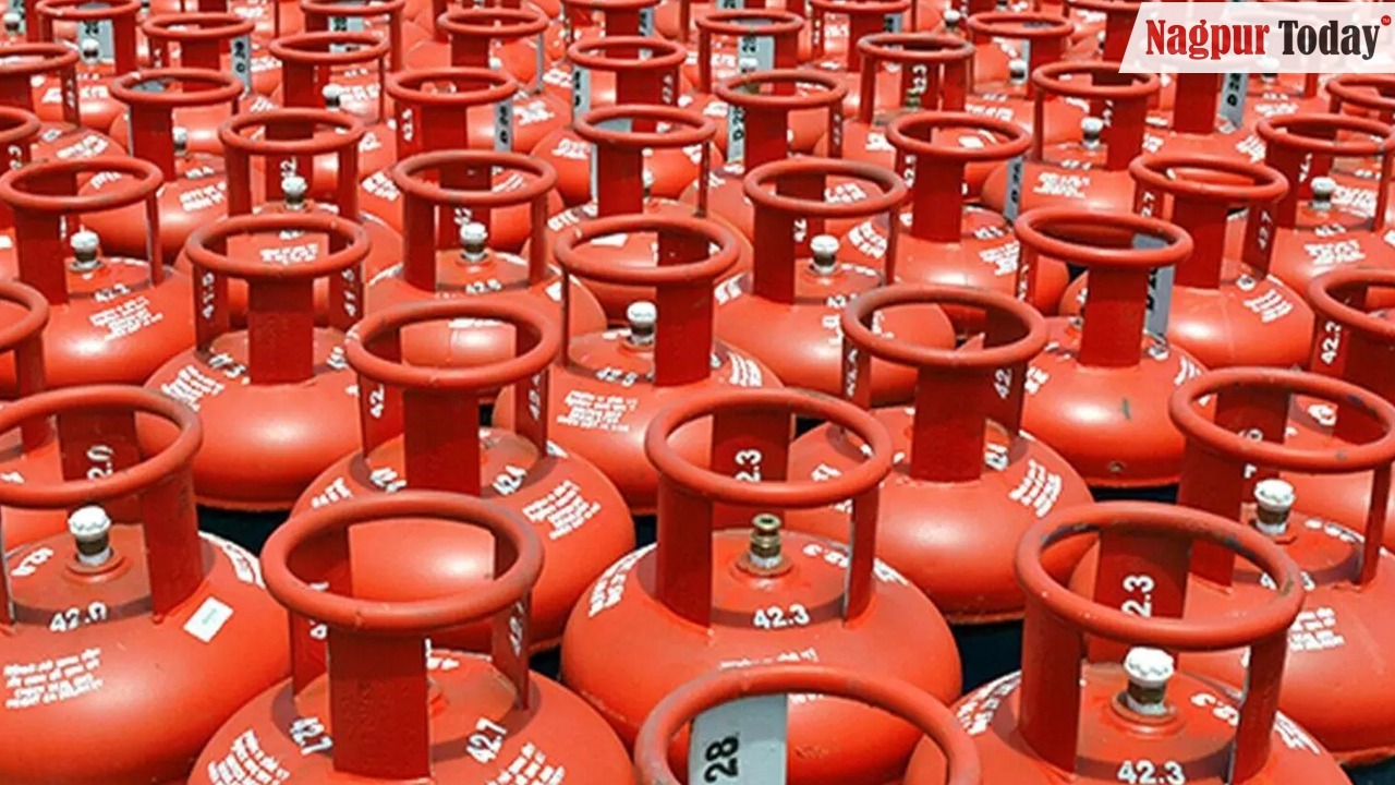 Commercial LPG price cut by Rs 14.50, to cost Rs 1980 in Nagpur