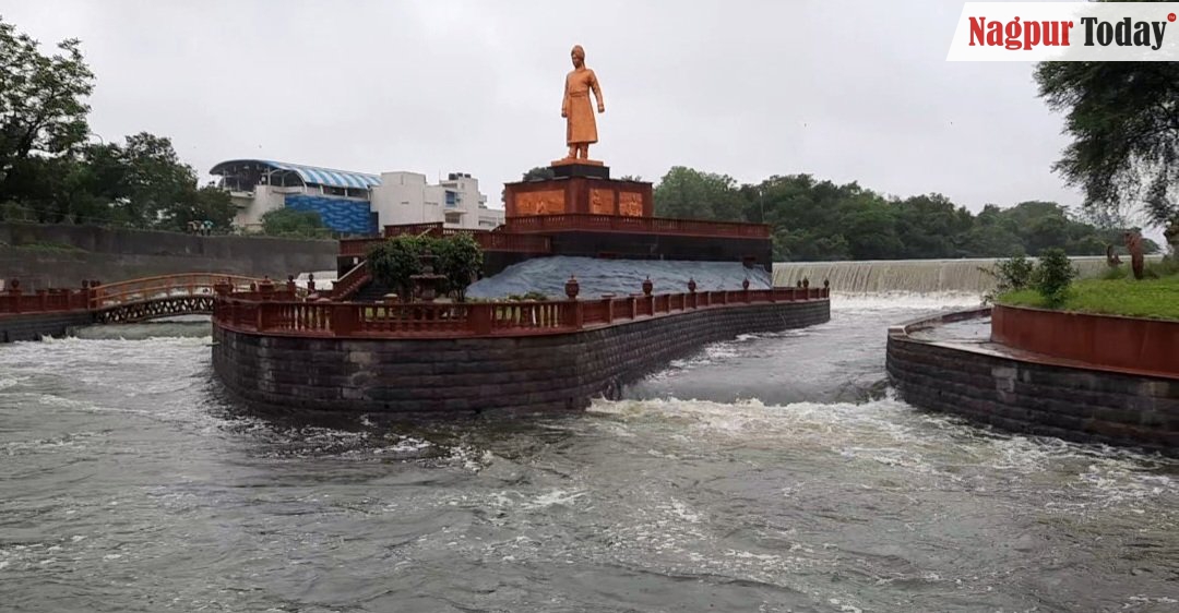Nagpur's Ambazari Lake Water Levels Reach Overflow Mark, Residents on Alert