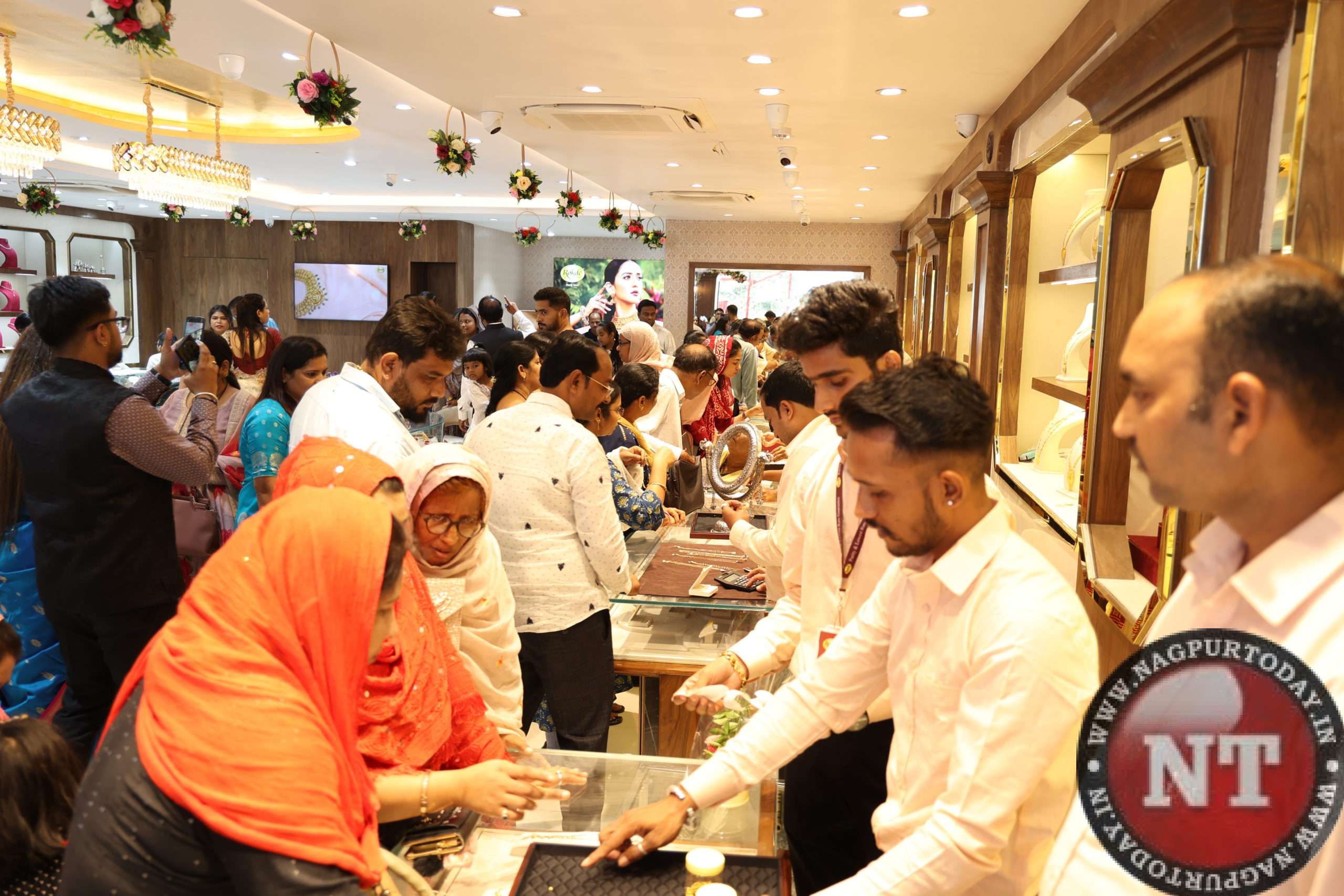 "Rokde Jewellers Unveils 'Celebrations of Jewelry'