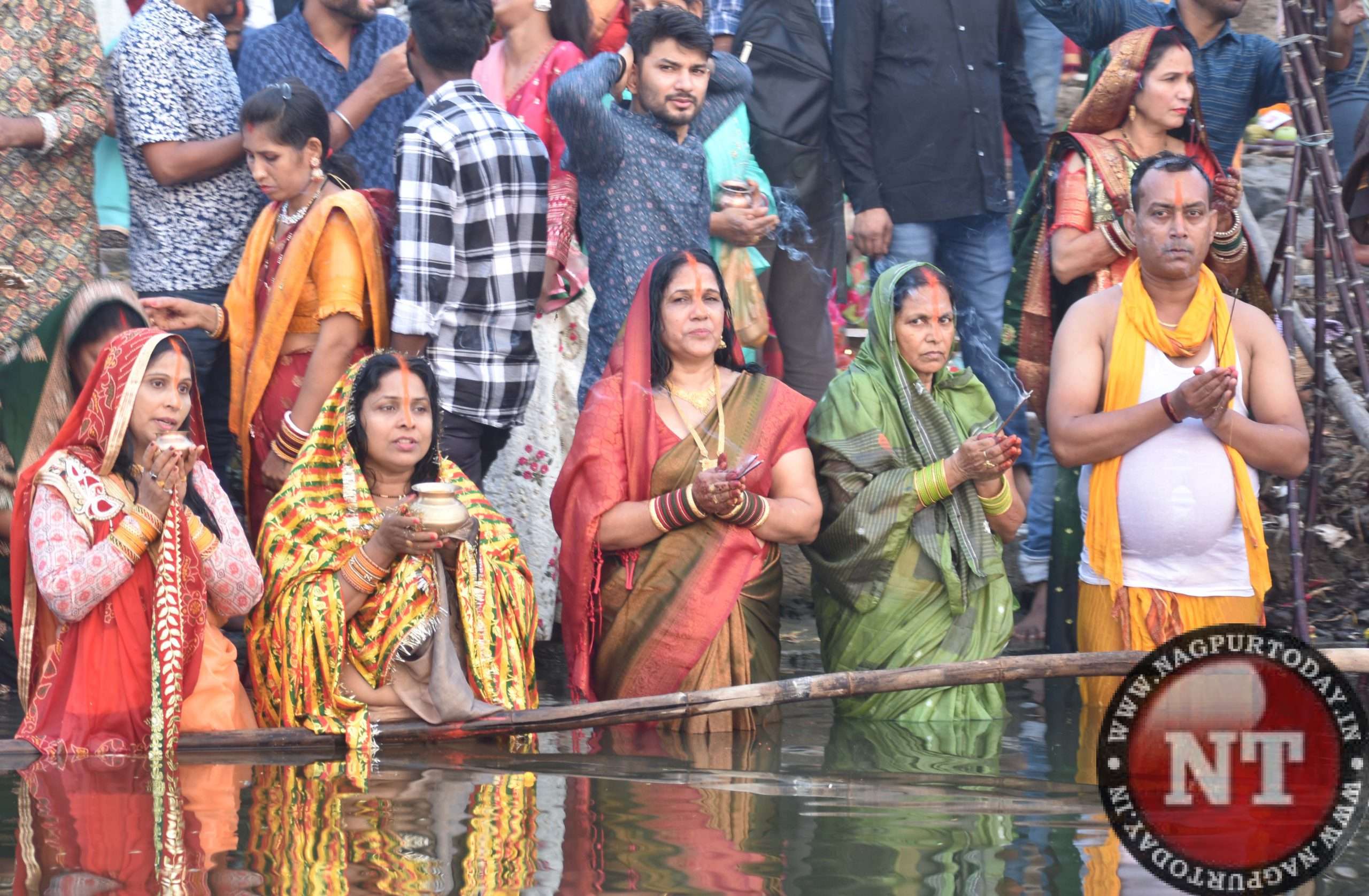 Chhath Puja Celebrated with Devotion in Nagpur – Sandhya Arghya Marks ...