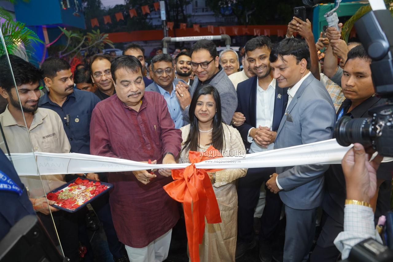 Union Minister Nitin Gadkari Inaugurates “Ivana by Jindal” Flagship ...