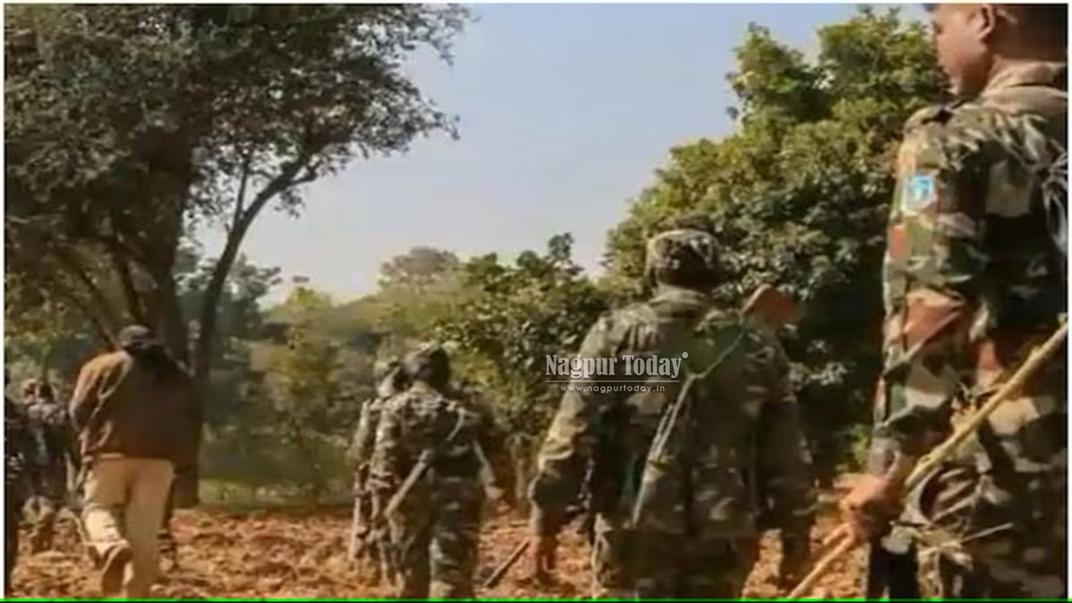Four Naxals killed in encounter in Gadchiroli district