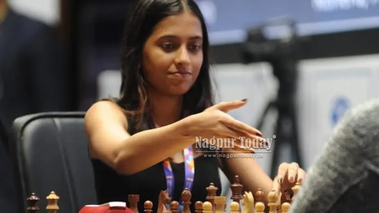 Nagpur’s Divya dethrones China’s World No.1 Yifan in Blitz Chess thriller