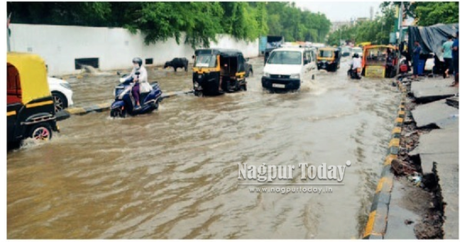 Monsoon returns to Nagpur with patchy showers, leaves city waterlogged