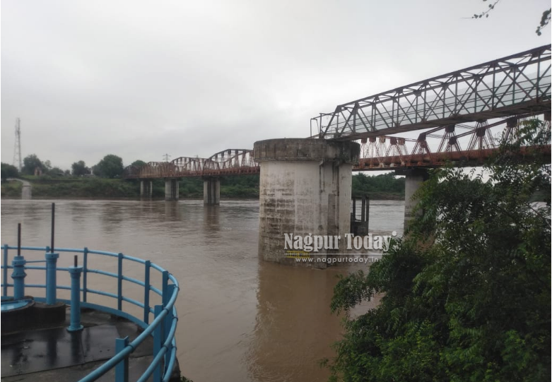 Half of Nagpur faces water crisis as Kanhan floods disrupt supply