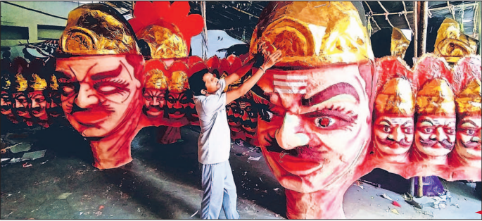 Giants rise in Nagpur: Artisans race against time to build 60-ft Ravan ...