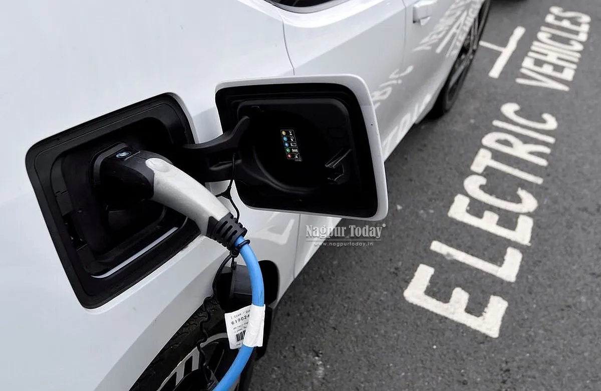 India Lags Peers In EVs' Share Of Total Car Sales